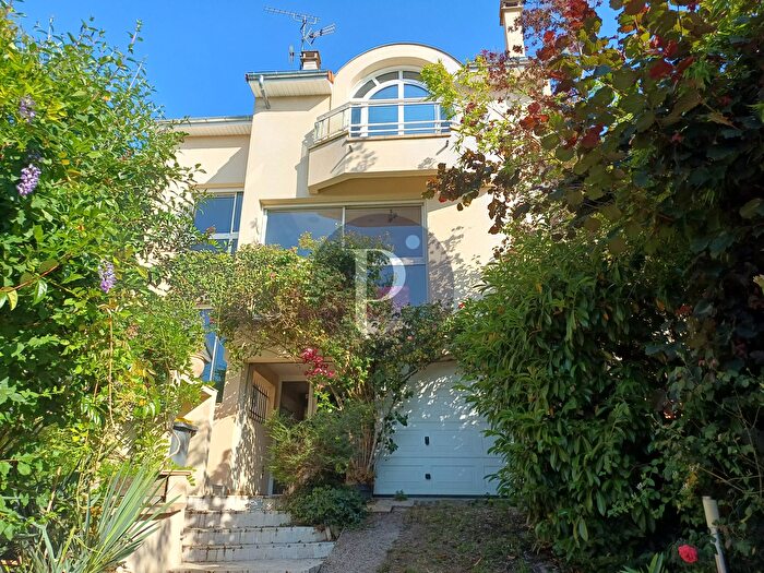 Maison 8 pièces à vendre - Verrières-le-Buisson, Ferme, Saint-Fiacre