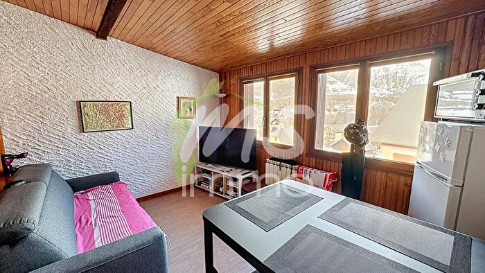 Appartement 2 pièces à Ancelle, à vendre