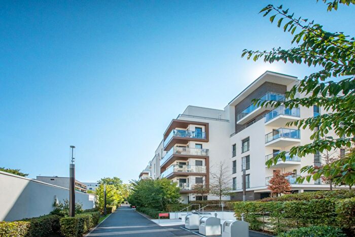 Appartement 4 pièces à louer à Rueil-Malmaison, Bords de Seine