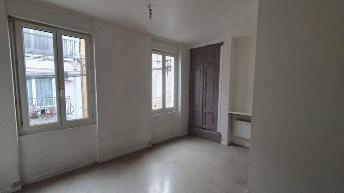 Appartement à louer - École Joseph Bara-Groupe scolaire Carnot-Hôtel de Ville, Agen - 2 pièces - 1 chambre