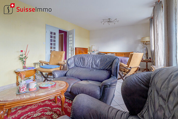 Appartement à vendre - Montbéliard, Faubourg, Mont-Chevis, Chiffogne, Citadelle - 3 pièces - 2 chambres