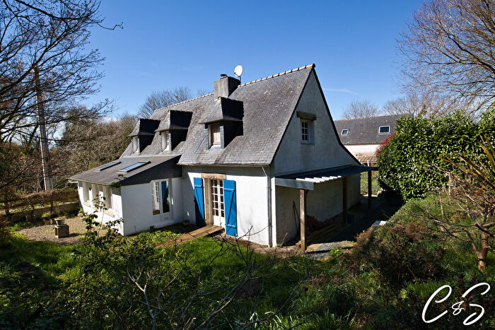 Maison à vendre - Peumerit, Peumérit - 7 pièces - 5 chambres