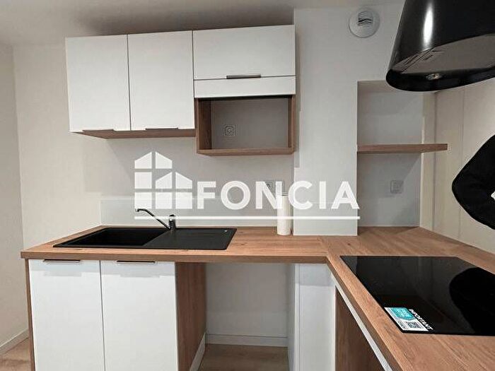 Appartement à louer - École Joseph Bara-Groupe scolaire Carnot-Hôtel de Ville, Agen - 2 pièces - 1 chambre