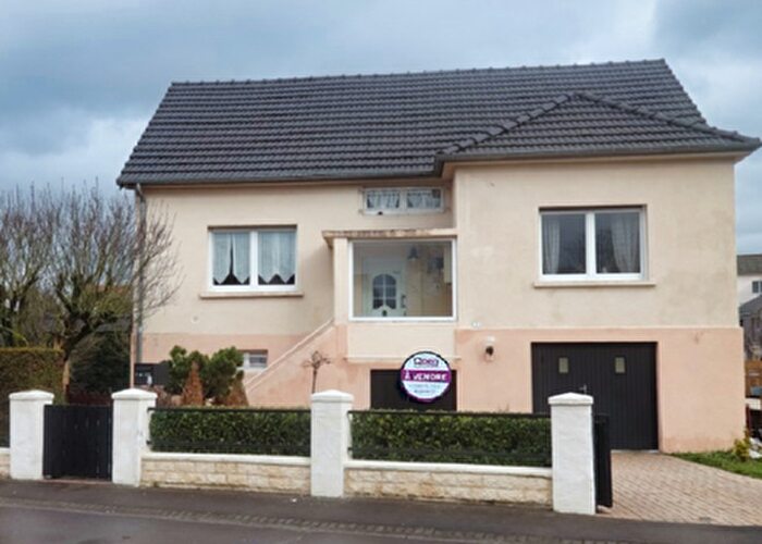 Maison à vendre - Bertrange - 6 pièces - 4 chambres