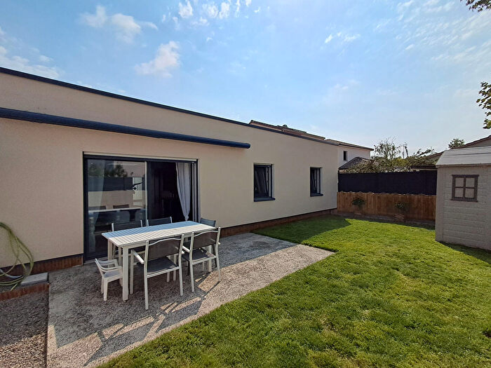 Maison à vendre - Basse-Goulaine - 6 pièces - 4 chambres