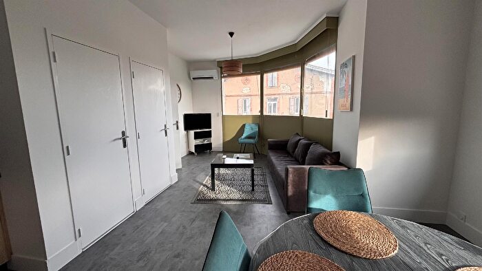 Appartement à louer - Graulhet - 2 pièces - 1 chambre