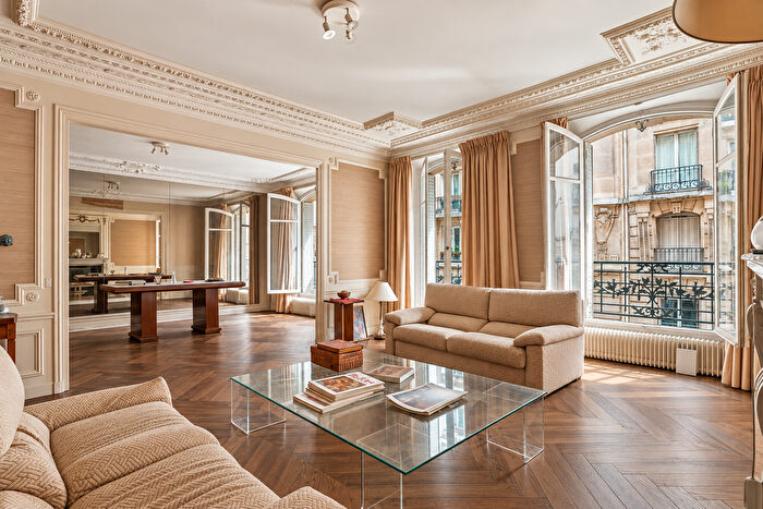 Paris 7ème, Breteuil : Appartement 6 pièces à vendre