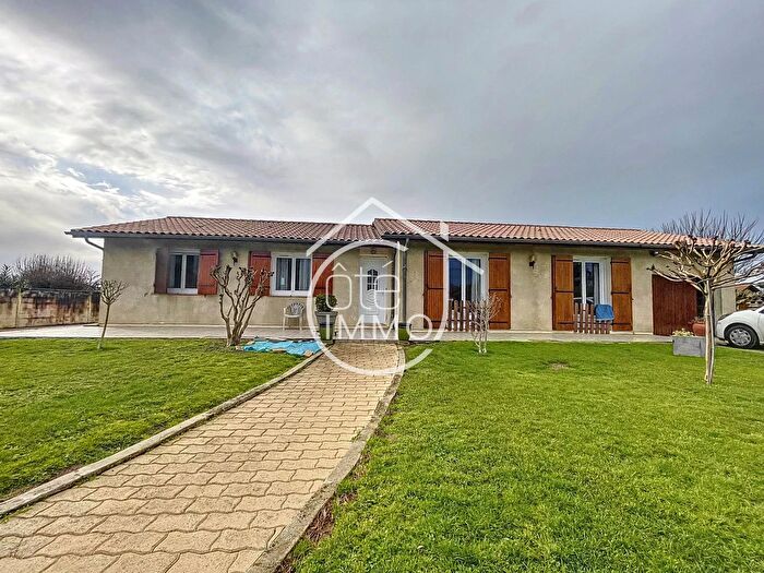 Maison 4 pièces à Saint-Pey-de-Castets, à vendre