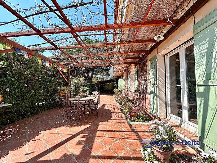 Maison à vendre - La Garde, Ginouse, Saint-Musse, Thouars - 9 pièces - 6 chambres