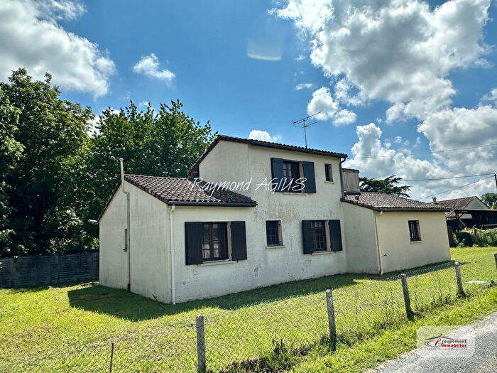 Saint-Seurin-de-Prats - Maison 4 pièces à vendre