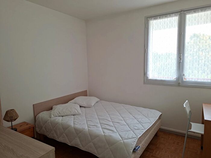 Appartement à louer - Libourne, Montaudon, Garderose, Condat, La Plante - 1 pièce - 1 chambre
