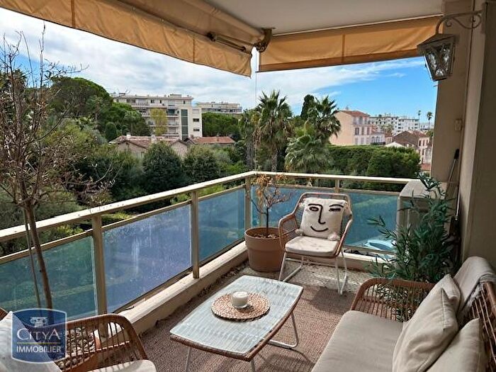 Cannes, Californie Pezou - Appartement 2 pièces à vendre