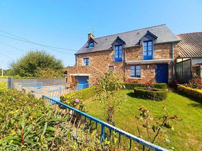 Maison à vendre - La Boussac - 6 pièces - 5 chambres