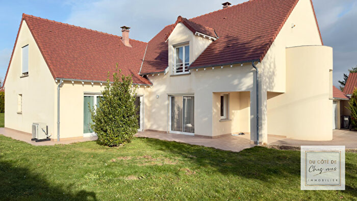Maison à vendre - La Rivière-de-Corps - 9 pièces - 5 chambres