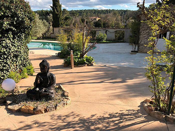 Maison à vendre - Le Val - 8 pièces - 4 chambres