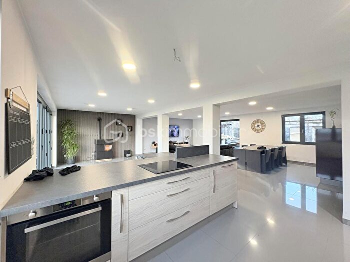 Maison à vendre - Pecquencourt - 8 pièces - 4 chambres