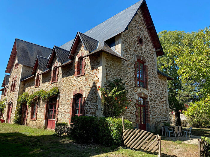 Mouchamps - Maison 10 pièces à vendre