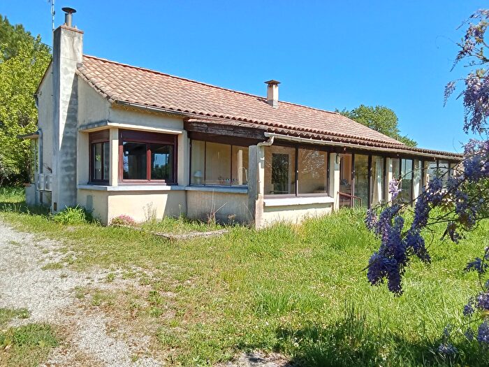 Maison à vendre - Durfort-et-Saint-Martin-de-Sossenac - 5 pièces - 4 chambres