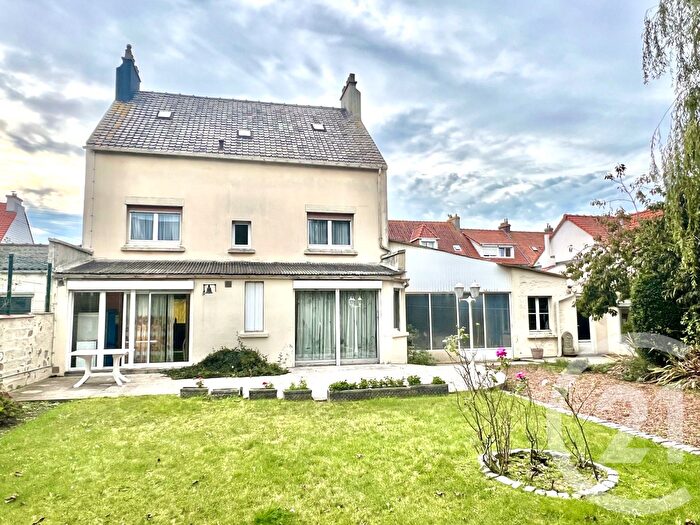 Maison à vendre - Outreau - 6 pièces - 5 chambres