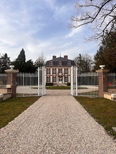 Maison à vendre - La Ferté-Vidame - 13 pièces - 7 chambres