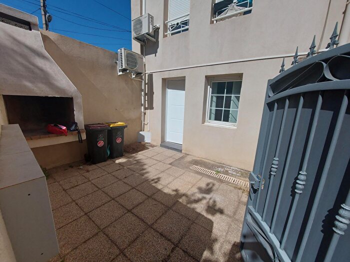 Appartement 1 pièce à Agde, La Ville, à louer