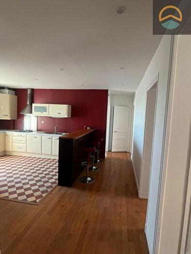 Appartement 4 pièces à Saint-Cloud, Centre-ville, à vendre