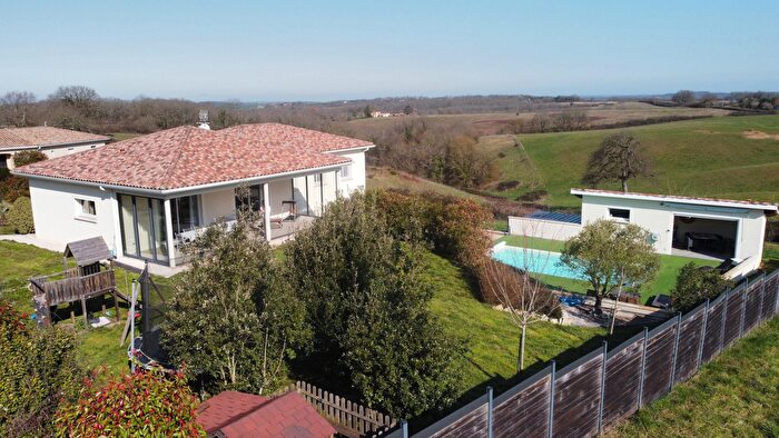 Maison à vendre - Biran - 5 pièces - 4 chambres