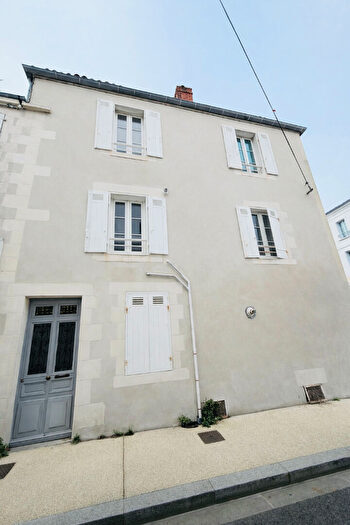 Maison à vendre - La Rochelle, Centre-ville, Vieux-port, Marché - 5 pièces - 4 chambres
