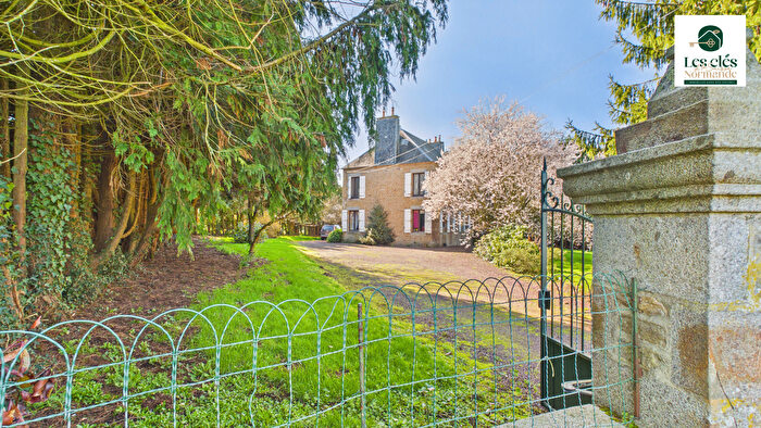 Maison à vendre - Lénault - 7 pièces - 5 chambres