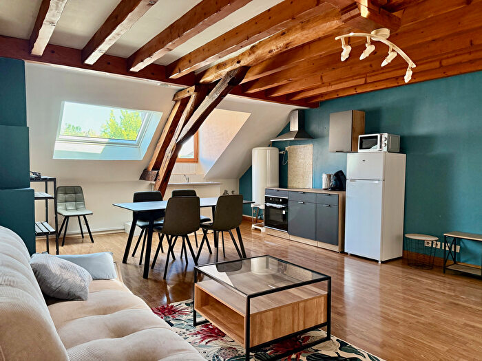 Appartement à louer - Sainte-Savine - 2 pièces - 1 chambre