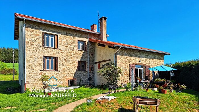Maison à vendre - Saint-Gervais-sous-Meymont - 5 pièces - 3 chambres