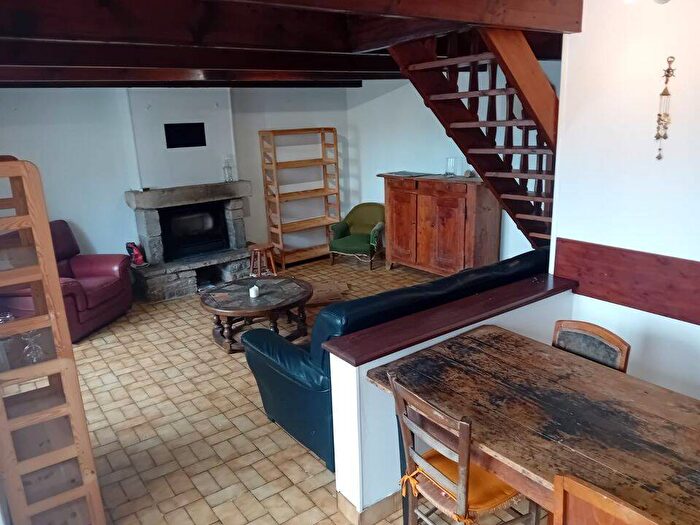 Pouldreuzic : Maison 4 pièces à louer