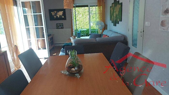 Nord Ouest-Centre, Sézanne : Maison 7 pièces à louer