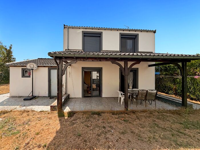 Montceau-les-Mines, Bois du Verne, Bois Garnier : Maison 5 pièces à vendre