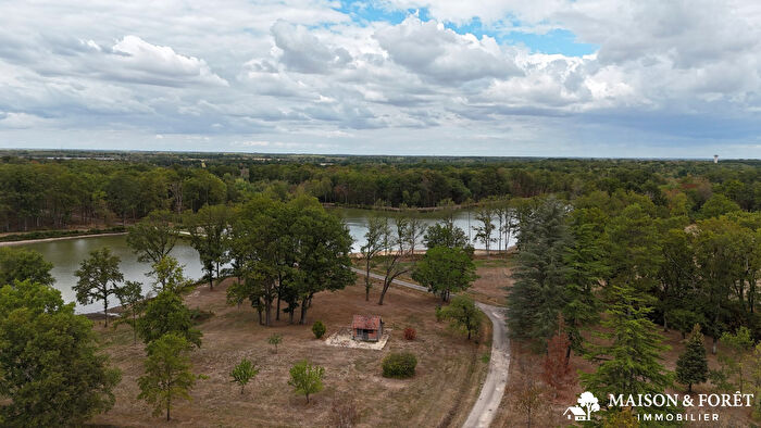 Maison 8 pièces à vendre à Gien