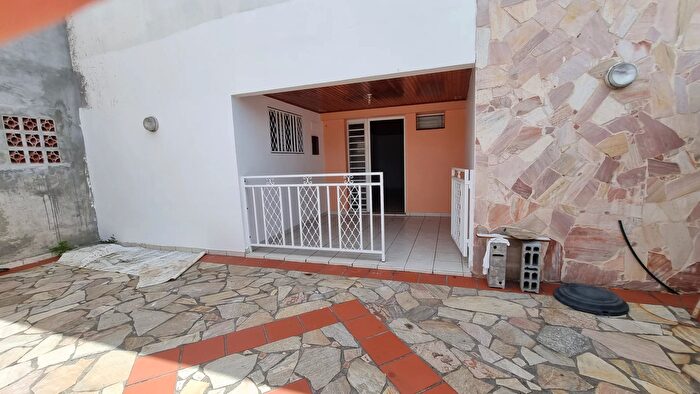 Appartement à louer - Ducos - 3 pièces - 2 chambres