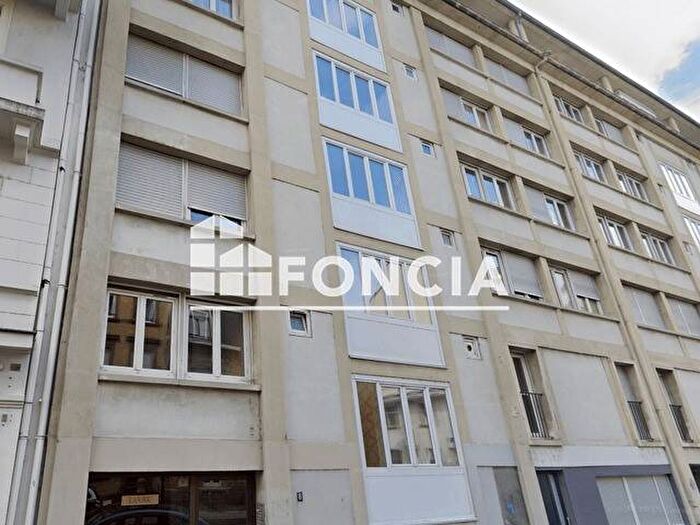 Appartement à louer - Poincare Est, Strasbourg - 2 pièces - 1 chambre