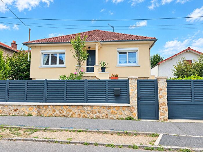 Vaires-sur-Marne : Maison 5 pièces à vendre