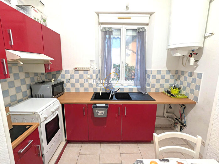 Appartement à louer - Villeneuve-sur-Lot, Sainte-Catherine - 1 pièce