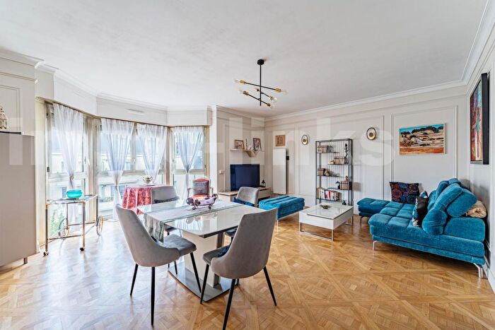 Appartement 3 pièces à Charenton-le-Pont, Centre ancien, à vendre