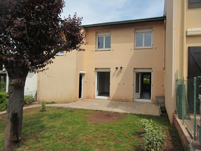 Onet-le-Château : Maison 5 pièces à louer