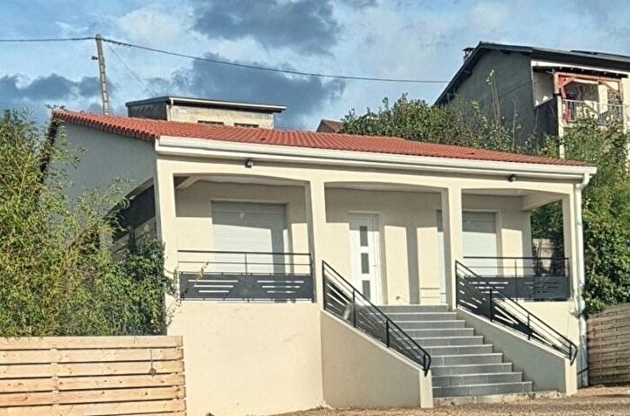 Maison à vendre - Abrest - 5 pièces - 3 chambres