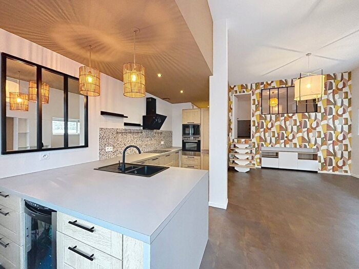 Bouygue, Brive-la-Gaillarde - Appartement 3 pièces à louer