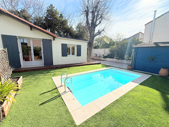 Maison à vendre - Marseille e , Saint-Julien - 5 pièces - 3 chambres