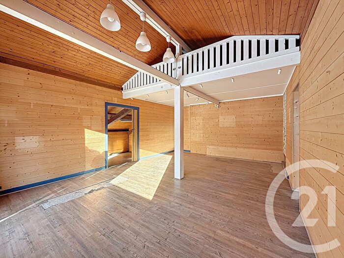 Maison à vendre - Taninges - 5 pièces - 4 chambres