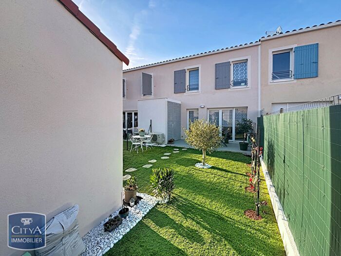 Pertuis, Tourrier, Peyrière, Plaines : Maison 4 pièces à vendre