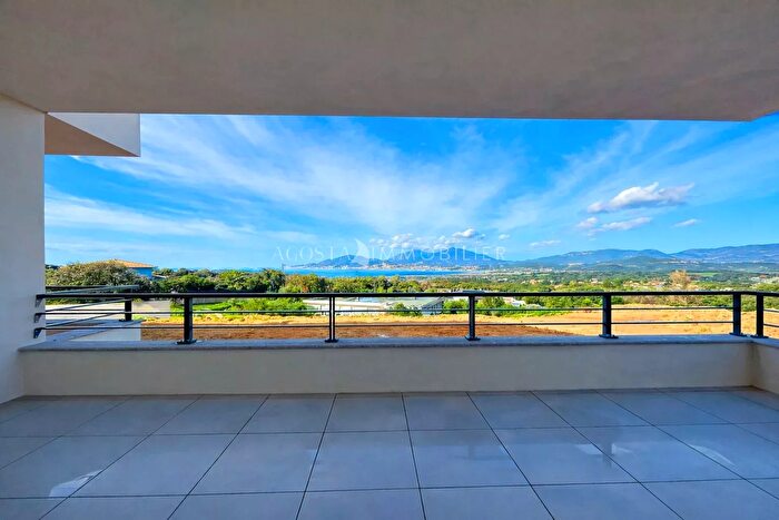 Appartement à vendre - Grosseto-Prugna - 7 pièces - 2 chambres