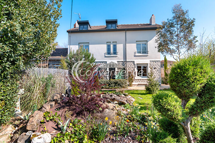 Maison à vendre - Limoges, Le Sablard, Limoges Sud - 7 pièces - 4 chambres