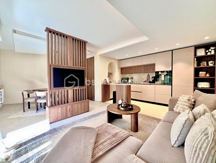 Appartement à vendre - Mandelieu-la-Napoule, Capitou - 3 pièces - 2 chambres