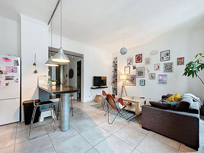 Appartement à louer - Nice, Borriglione - 3 pièces - 2 chambres